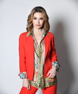 About - Elena Cardone